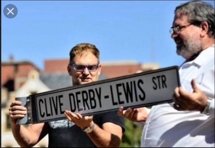 Steve Hofmeyr's Chris Hani killer street sign is real | The Citizen