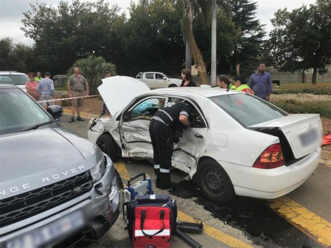 Elderly man killed in three-vehicle accident in Benoni | The Citizen