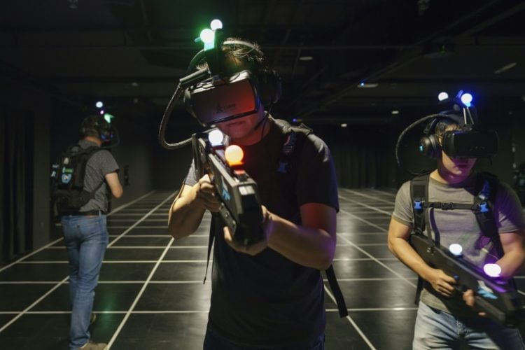 Arcades seek to take virtual reality gaming mainstream | The Citizen