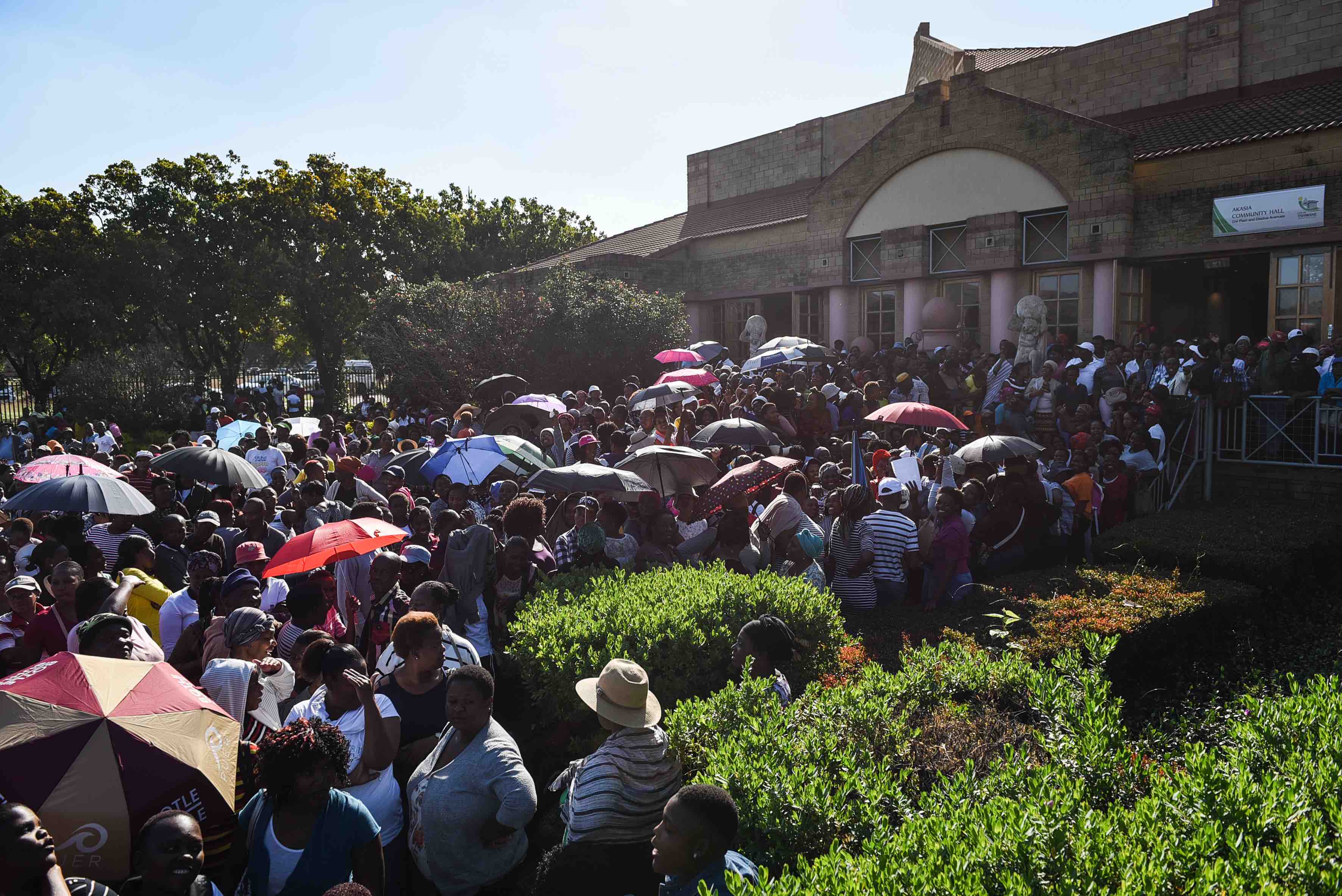 Fake SMS causes thousands to show up demanding work from Msimanga | The ...