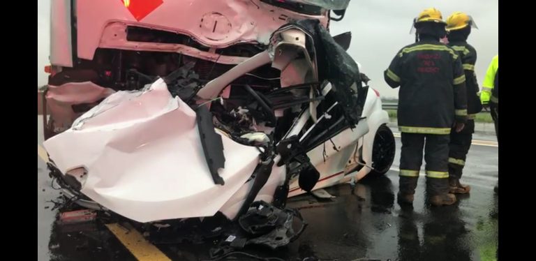 Truck drives over car in horror KZN N2 crash | The Citizen