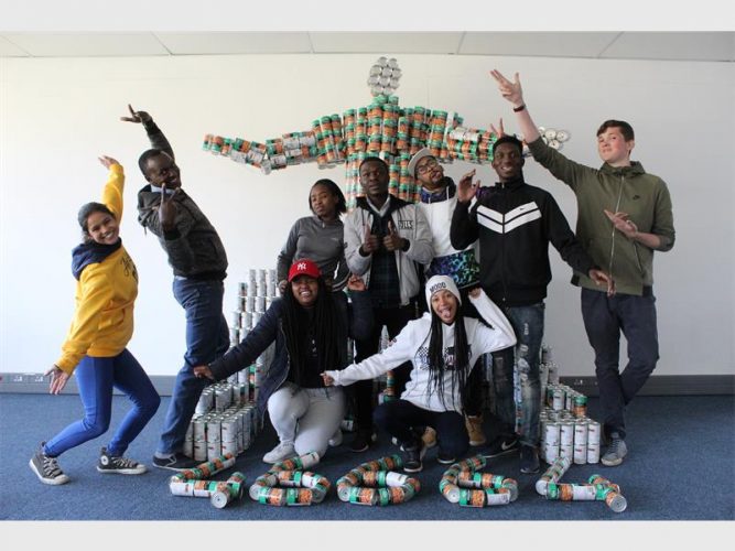 A 3 500 tin can statue of Mandela now exists in Victory Park | The Citizen