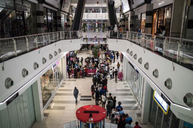 IN PICS: 36k shoppers currently spending Black Friday at Menlyn ...
