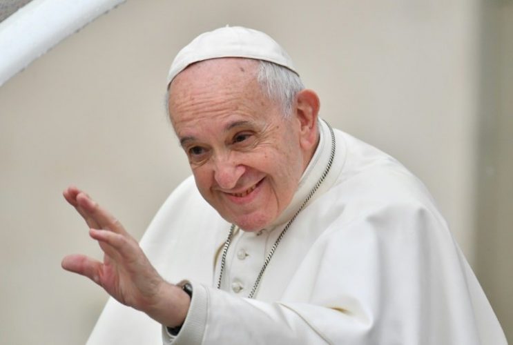 Pope Francis' Instagram account 'likes' raunchy pic of Brazilian bikini ...