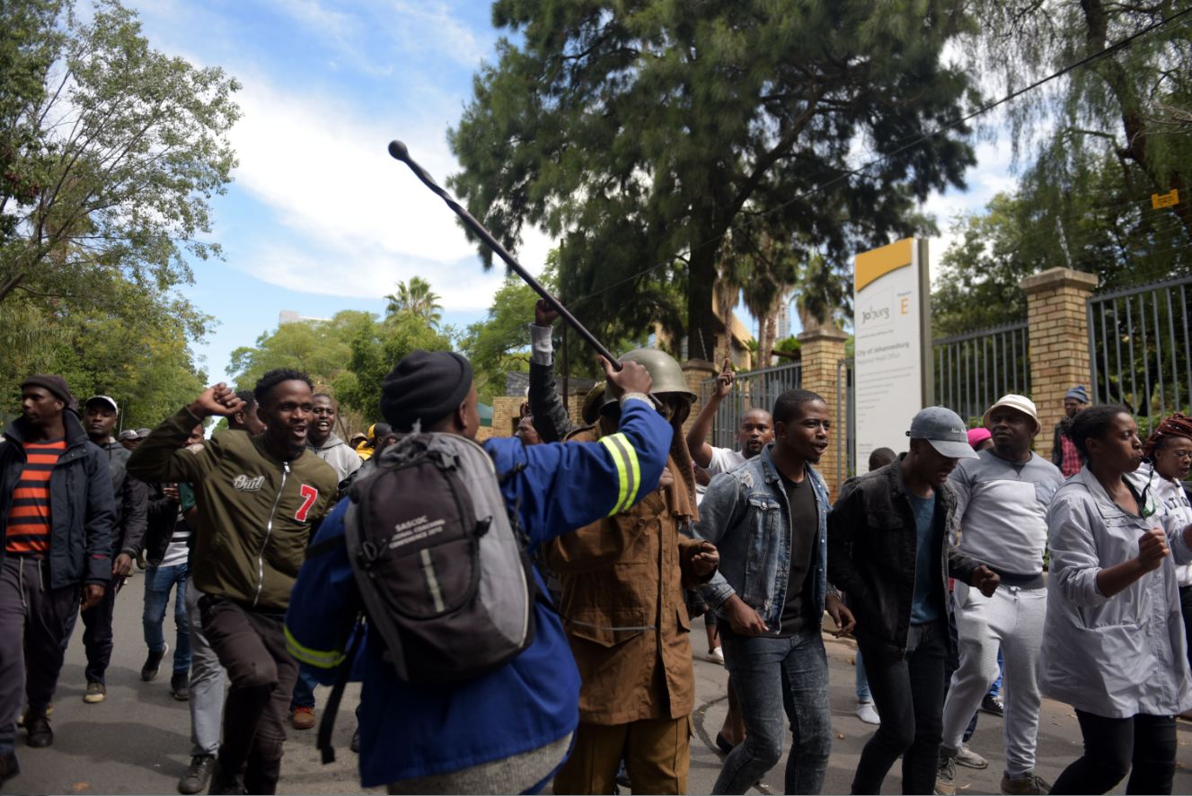 IN PICTURES: Alex shutdown protesters take the fight to Sandton CBD ...
