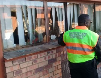 Saambou Sentrum building roof collapses in fire | The Citizen