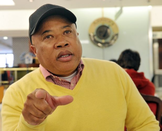 Tony Yengeni tells Ramaphosa to lead by example and resign | The Citizen