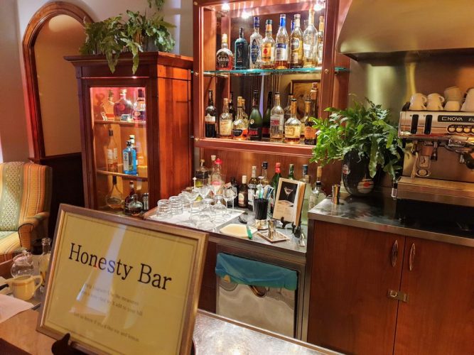 Cheers to the honest drinkers - people you can trust | The Citizen