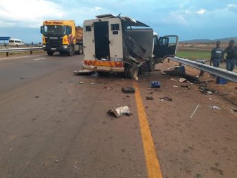 WATCH: Chaos as looters target remains of bombed CIT truck | The Citizen