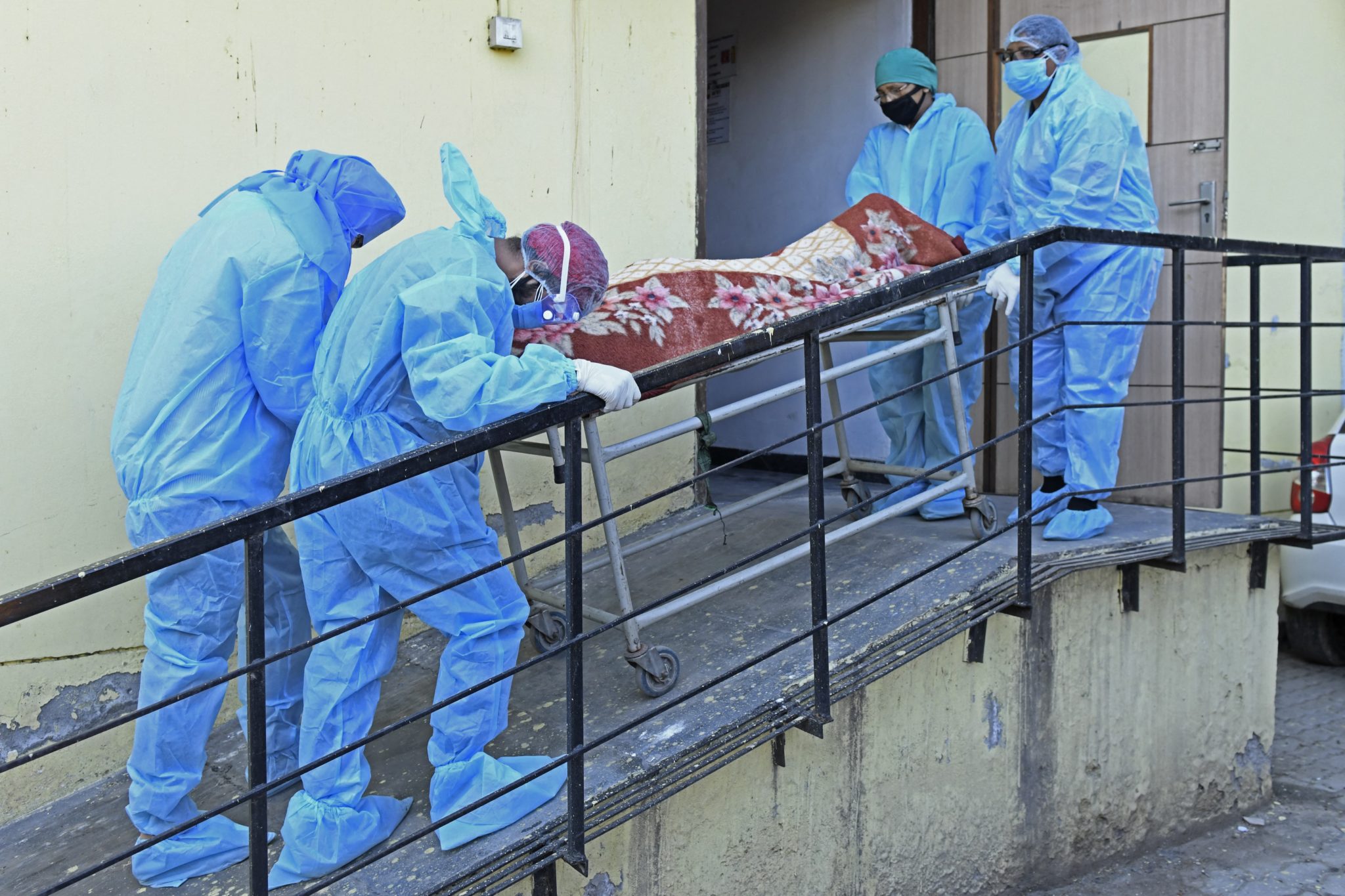 India Covid death toll passes 200,000 | The Citizen