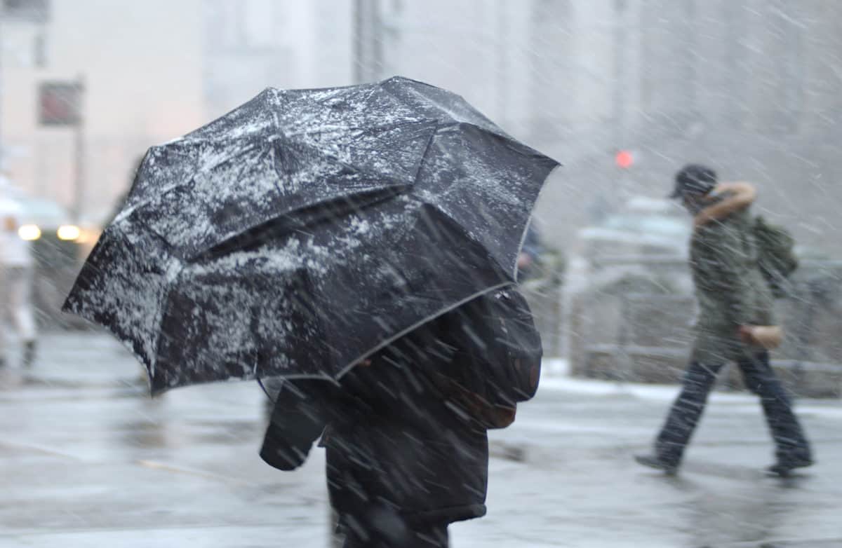 Snow, cold front, floods: severe weather expected in Cape Town tonight