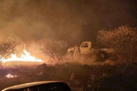 PICS: 43,000 hectares destroyed as Kimberley fire spreads to Free State