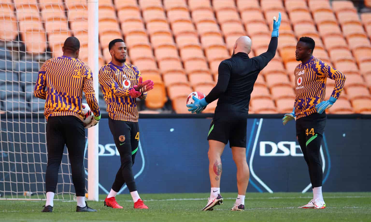 Baxter explains his ‘finder finder' goalkeeper selection at Chiefs
