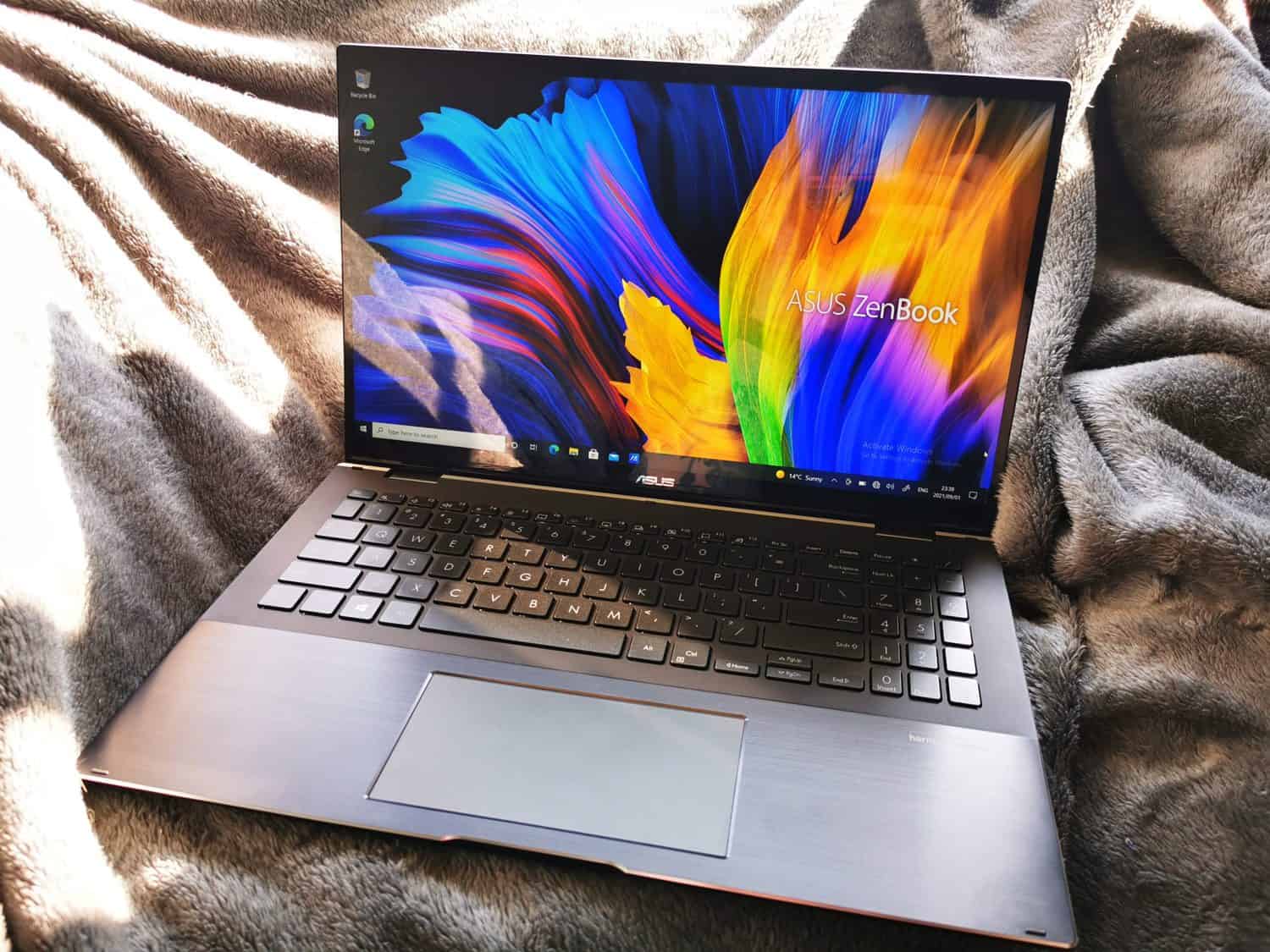 Asus Zenbook Flip 15 gives 'flexible' a new meaning – Review