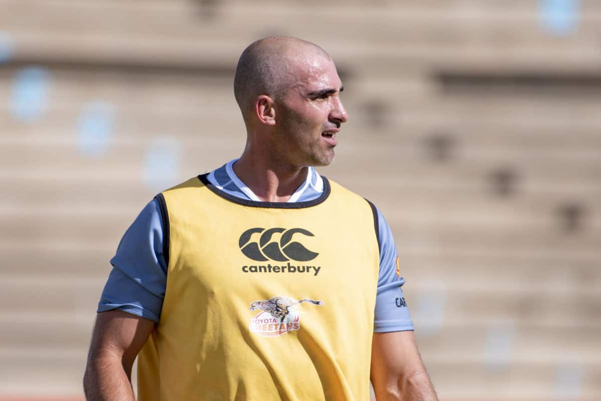 Veteran No 9 Ruan Pienaar set to wear Sharks jersey again | The Citizen
