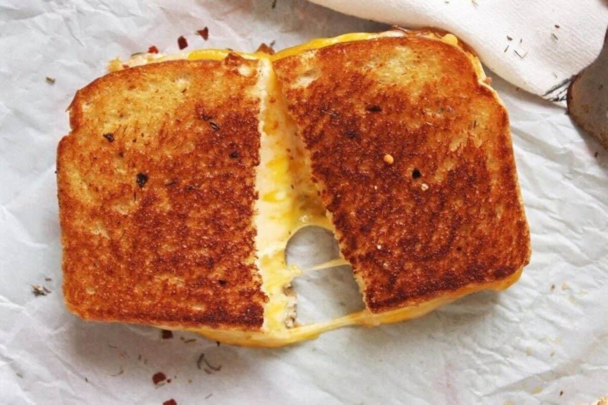 Saturday tasty treat: Grilled cheese French toast | The Citizen