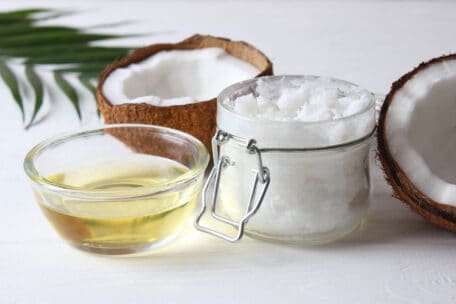 10 different ways to use tissue oil in your skincare routine