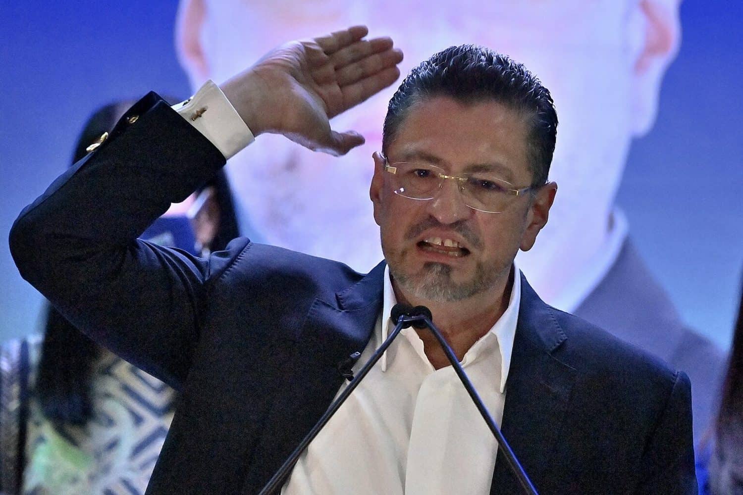 Rodrigo Chaves leaves scandal behind in fast track to Costa Rica's ...