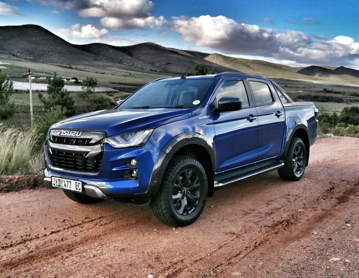 Isuzu D-Max ready for top guns in Toyota Hilux and Ford Ranger stables