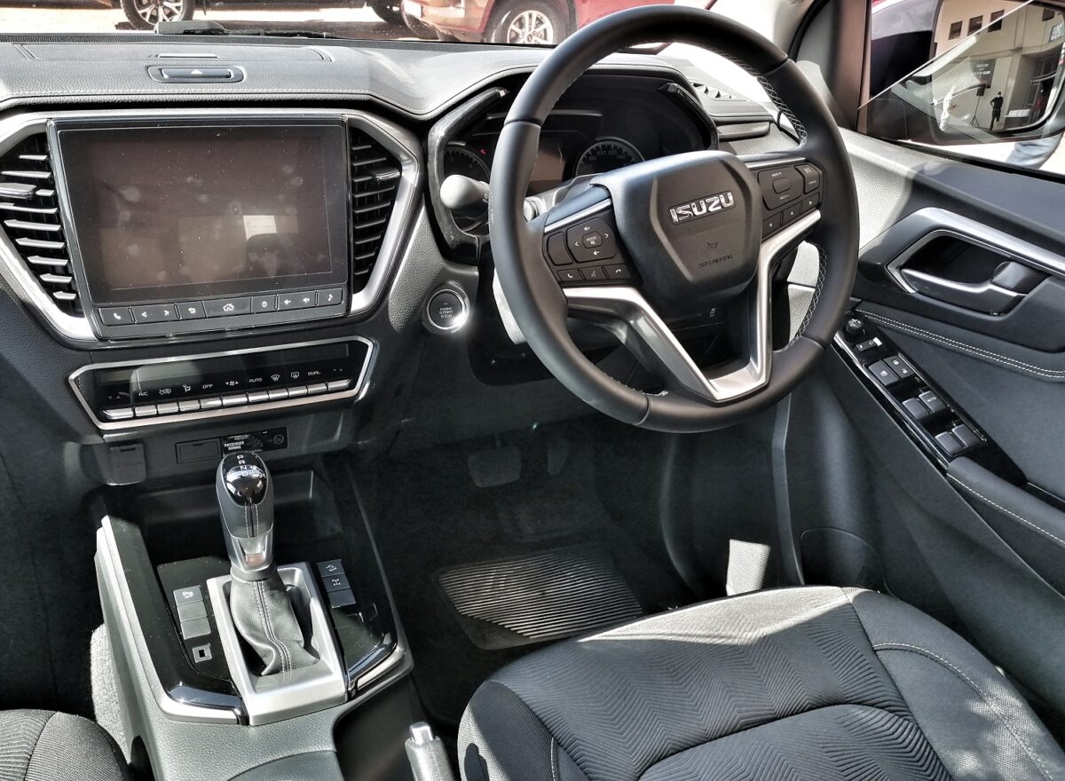 Isuzu D-Max ready for top guns in Toyota Hilux and Ford Ranger stables