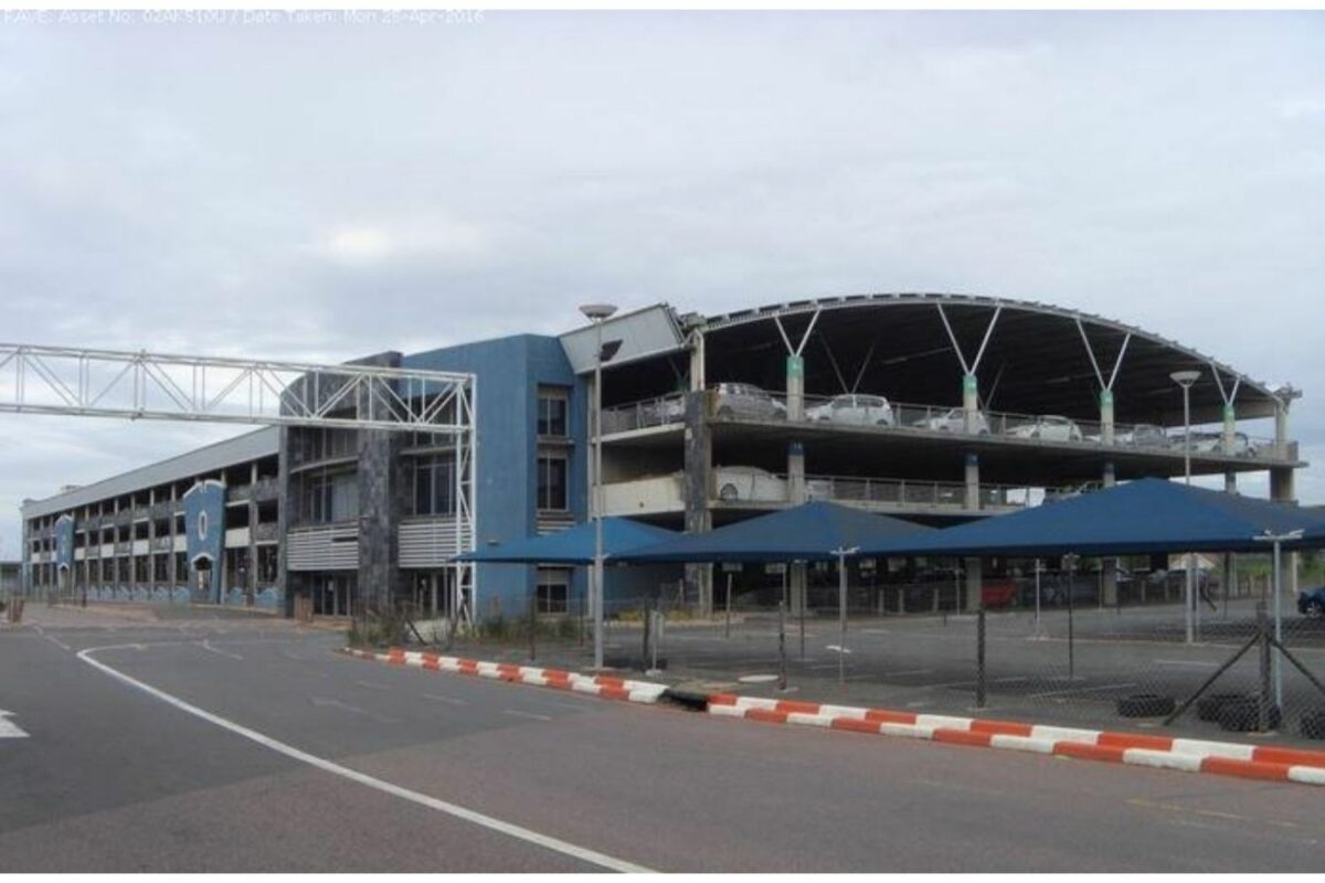 Building hijackers rake in millions from illegally sub-letting Transnet ...