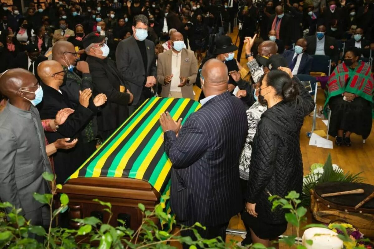 Revered communicator Thabo Masebe laid to rest | The Citizen