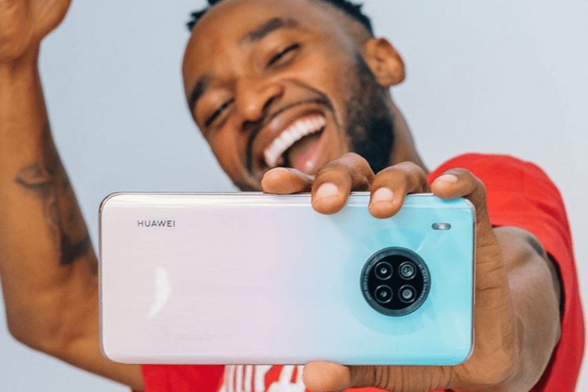 Review: New NovaY70 smartphone | The Citizen