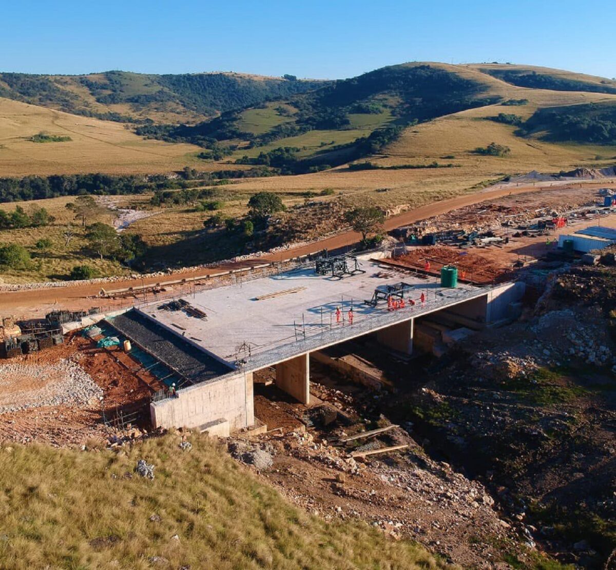 IN PICS: Construction work on SA’s new mega-bridge in Eastern Cape