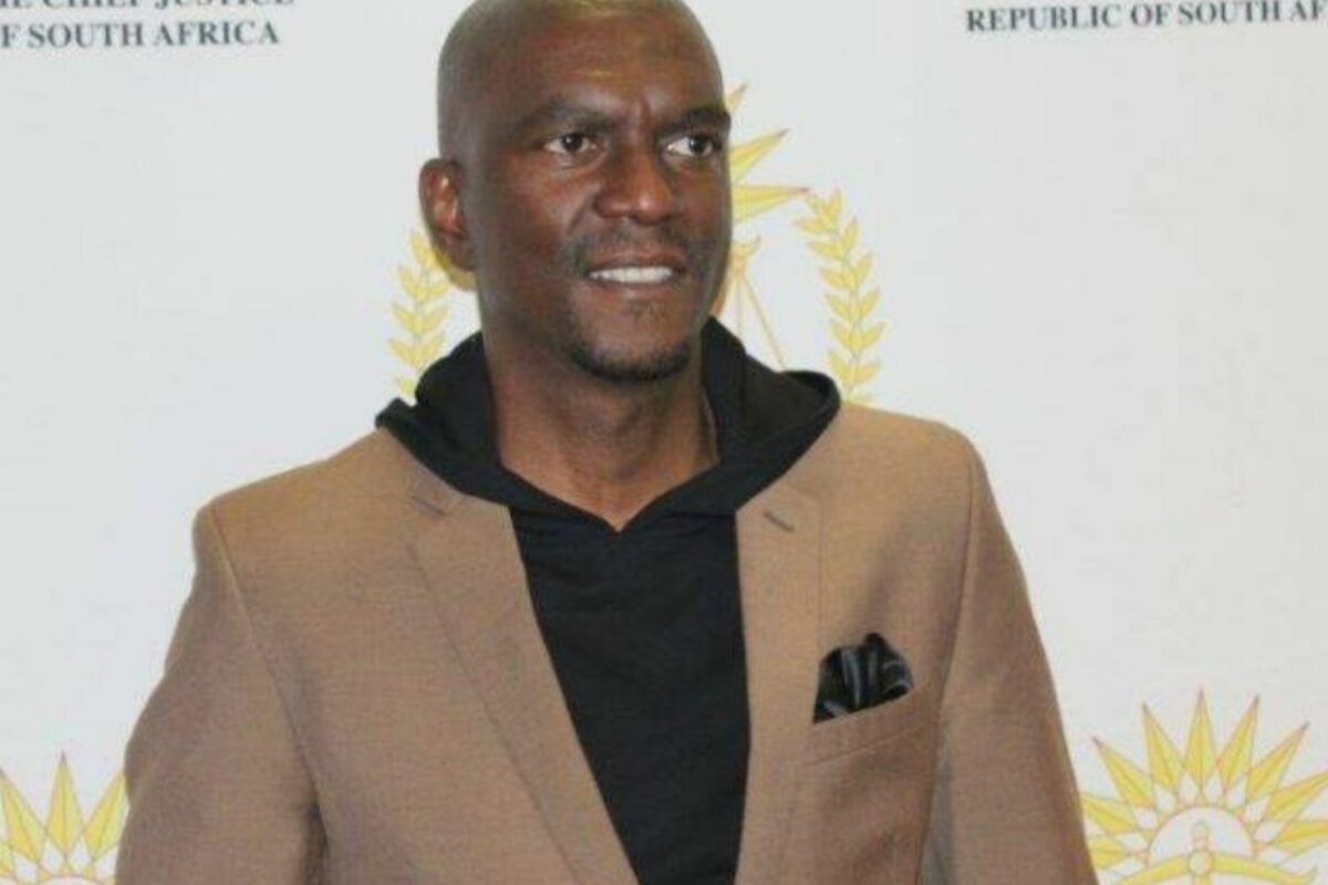 Daily news update: SA not getting R500 bank note, Guptas extradition ...