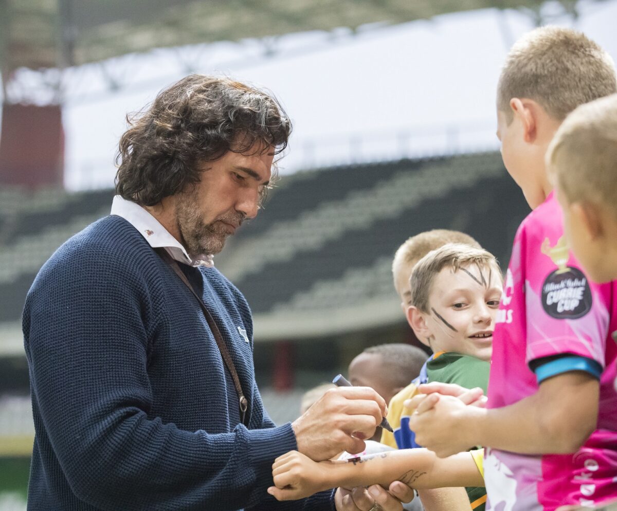 Matfield says Bulls are clear favourites for URC playoff against Sharks ...