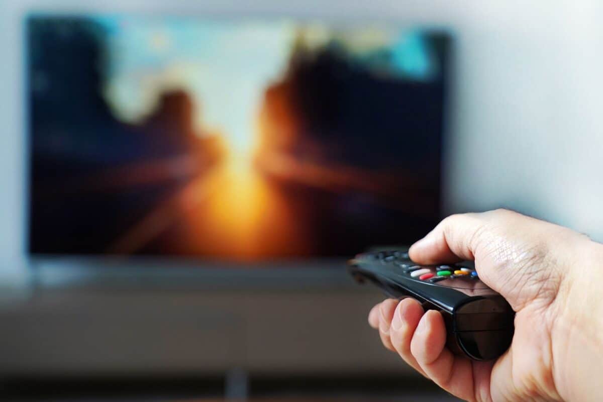 How to access 100 channels on DStv for free