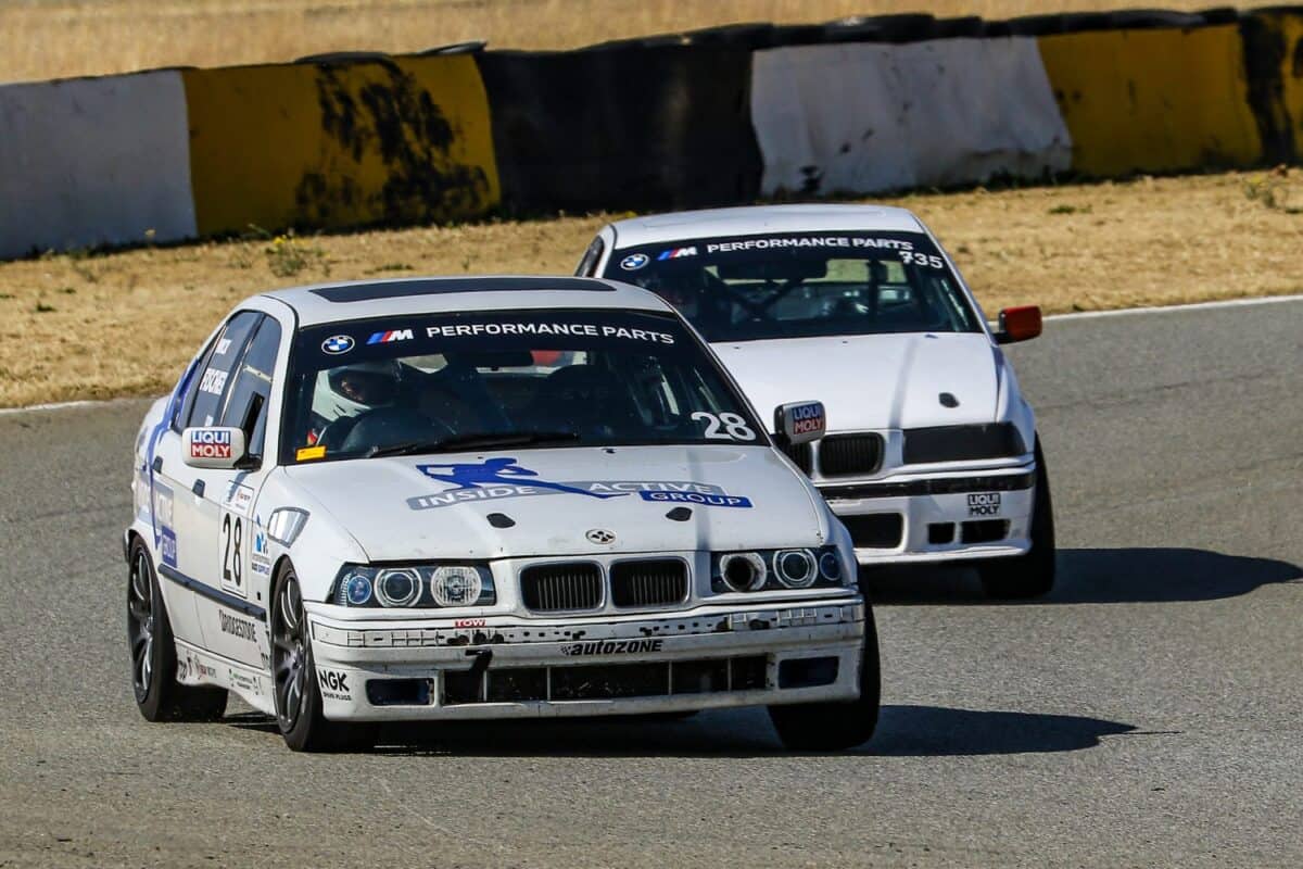 WATCH: BMW racing action lights up Phakisa Raceway