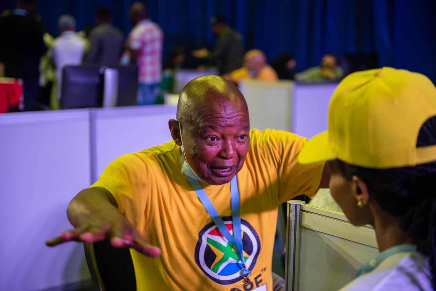 Cope's leadership crisis could see party split