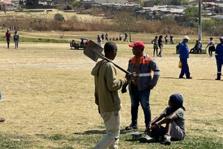 Umlungu gets new perspective after visiting land invasion