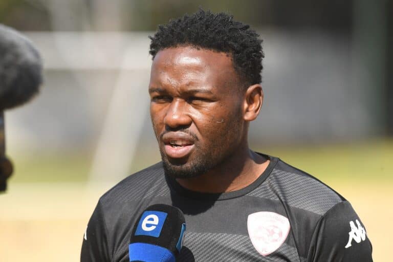 Letsoalo blames politics for reported failed Chiefs move