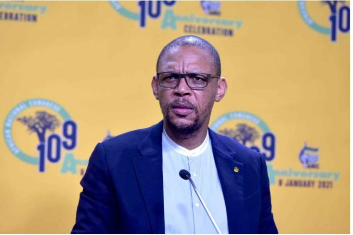 ‘Why blame the ANC for closing a pothole on a tarred road full of dust ...