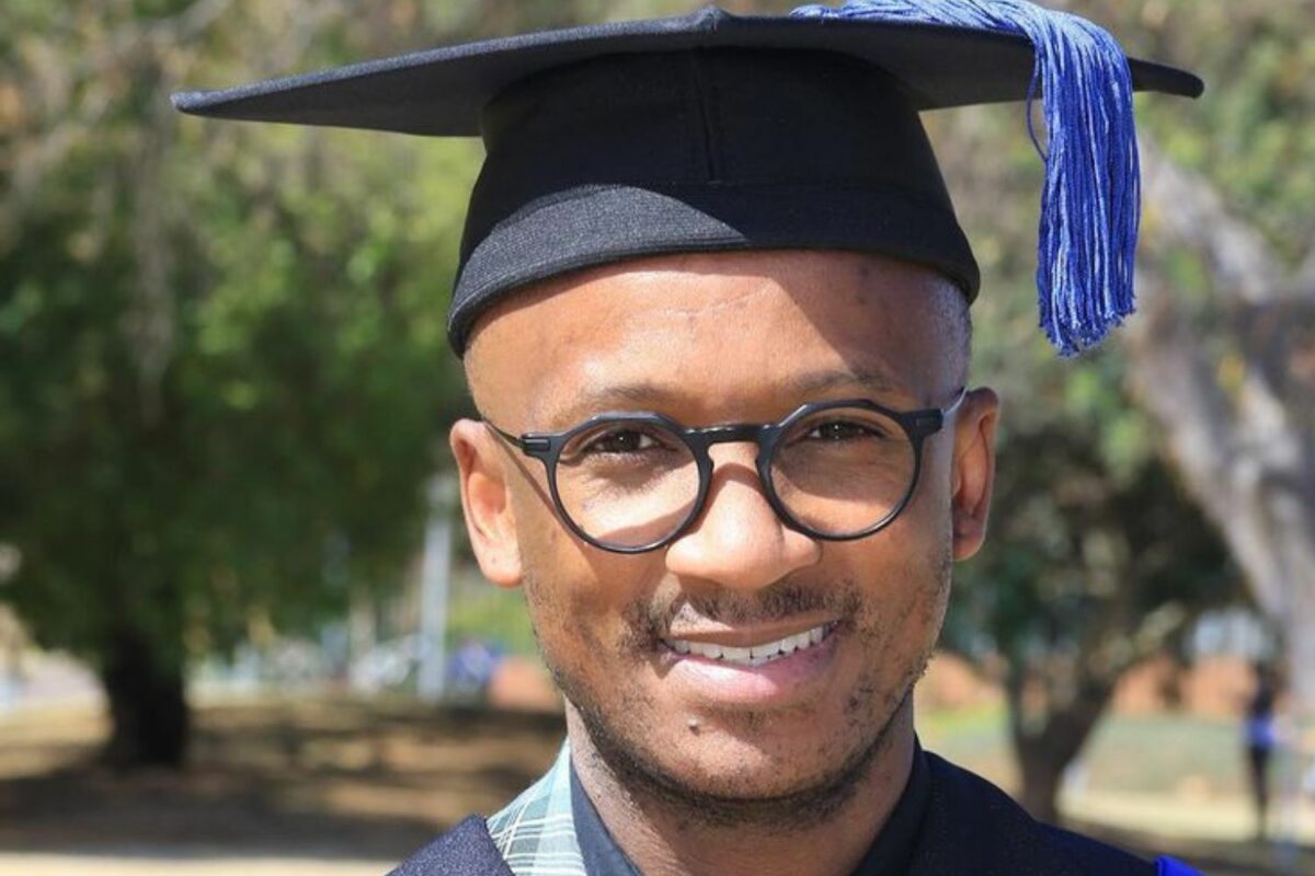 Childhood star and father-to-be Psyfo graduated with an MBA