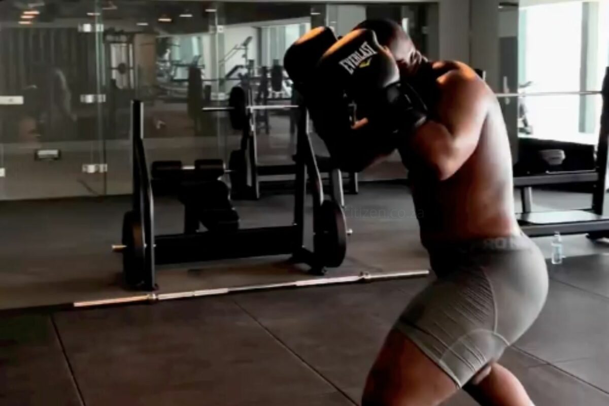 WATCH: 'Thick' Cassper Nyovest trains topless ahead of Celeb City