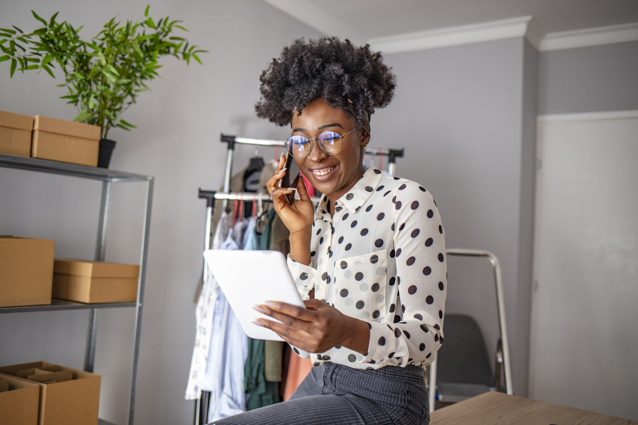 Women ditching their bosses, boosting their earnings as independent ...