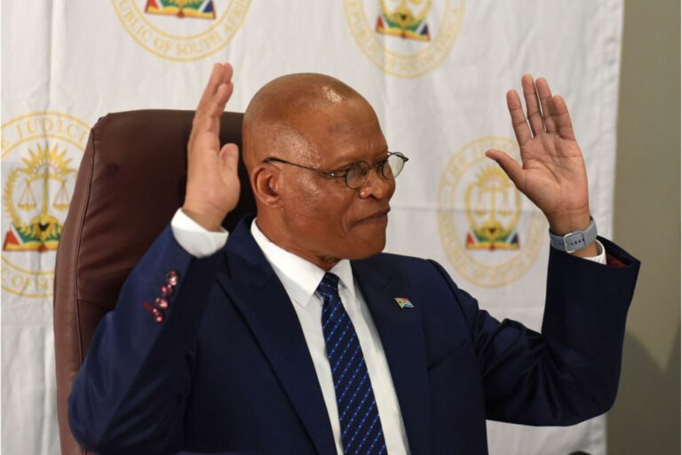 Mogoeng arrives in Israel to embark on 'spiritual journey'