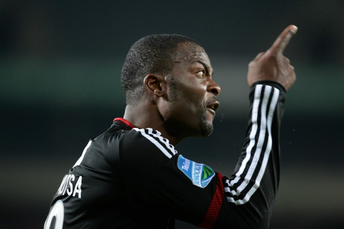 Fans defend ex-Pirates defender Mahamutsa