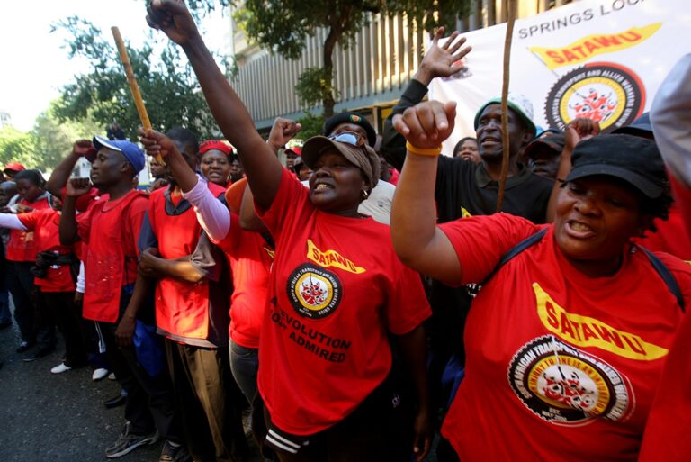 Transnet strike costing SA 'hundreds of millions of rands every day'
