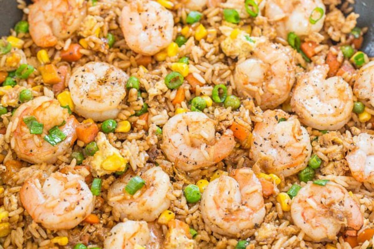 Easy, fast-food-inspired shrimp fried rice recipe