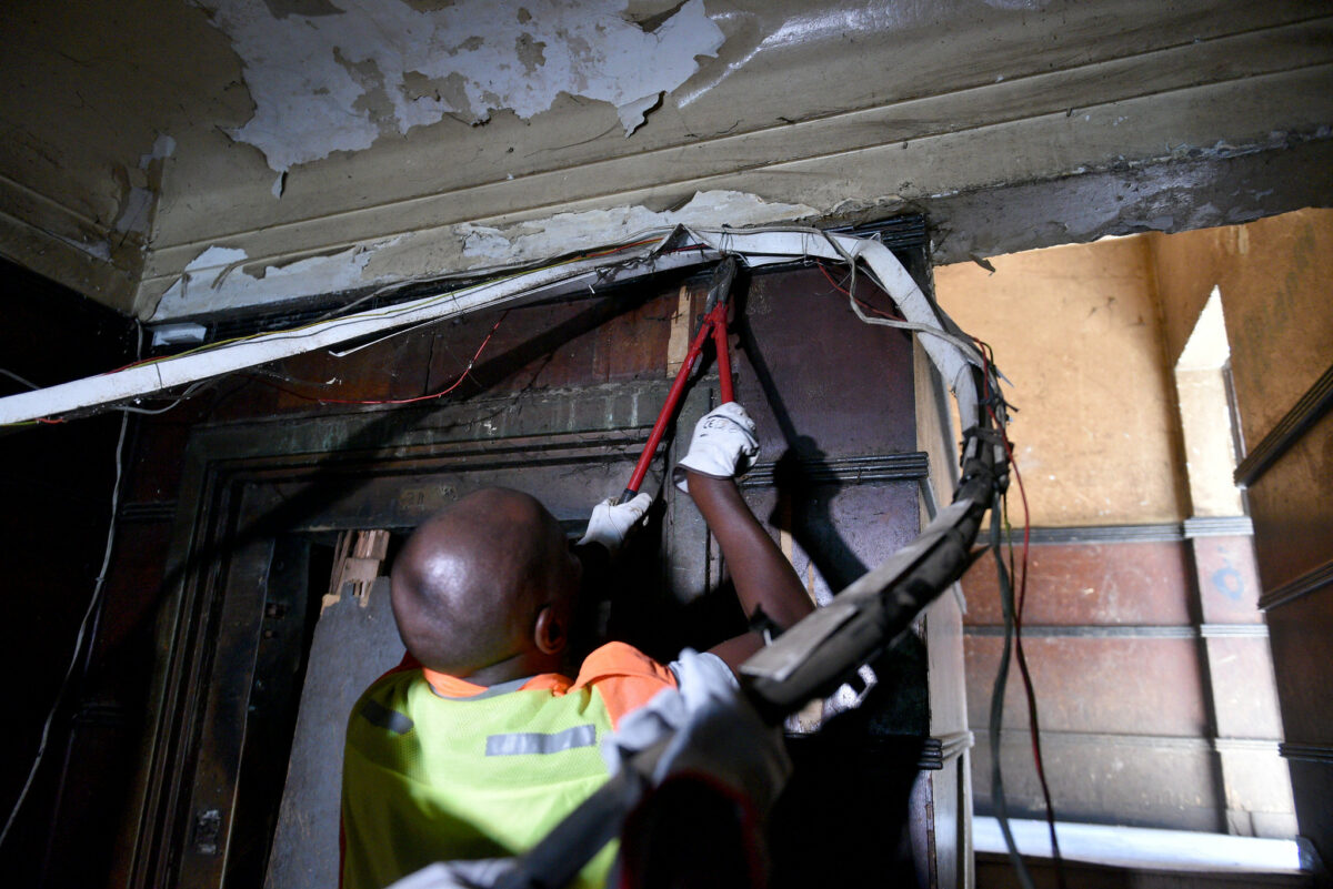 WATCH: City Power disconnects electricity at Hillbrow flats over non ...