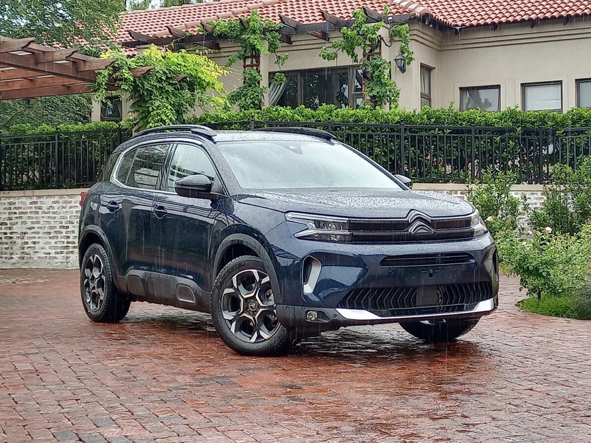 Quintessential big Citroën lives on in the facelift C5 Aircross | The ...