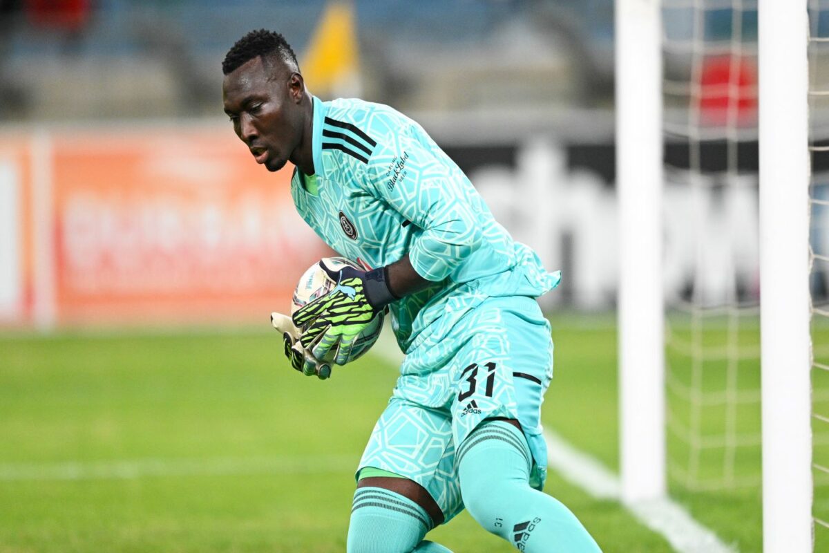 Ofori or Mpontshane: Who will start in goal for Pirates in MTN8 final?