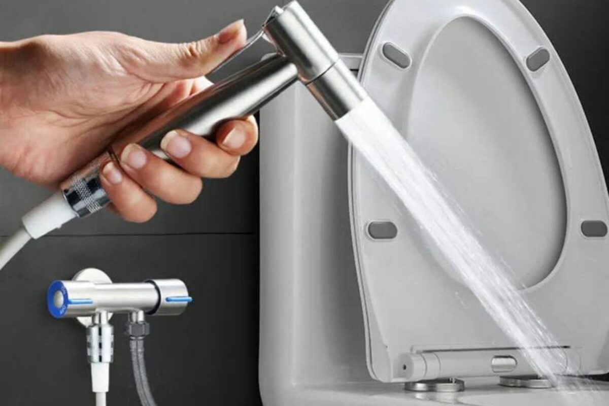 'Toilet bum shower' the 'best thing' at Qatar World Cup - YouTuber