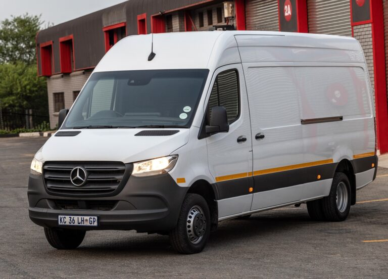 Load-lugging Mercedes-Benz Sprinter upgraded with new model | The Citizen