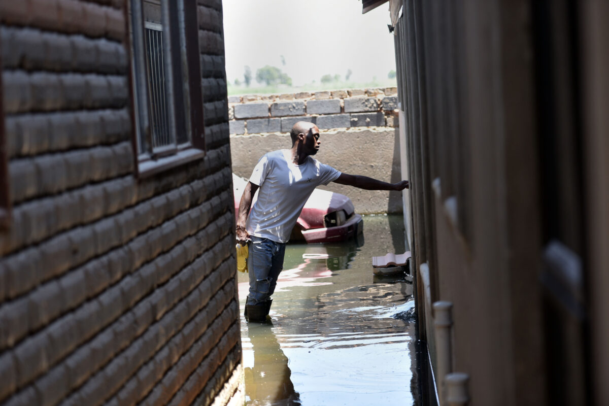 Swaneville: Residents engulfed by hazardous sewage