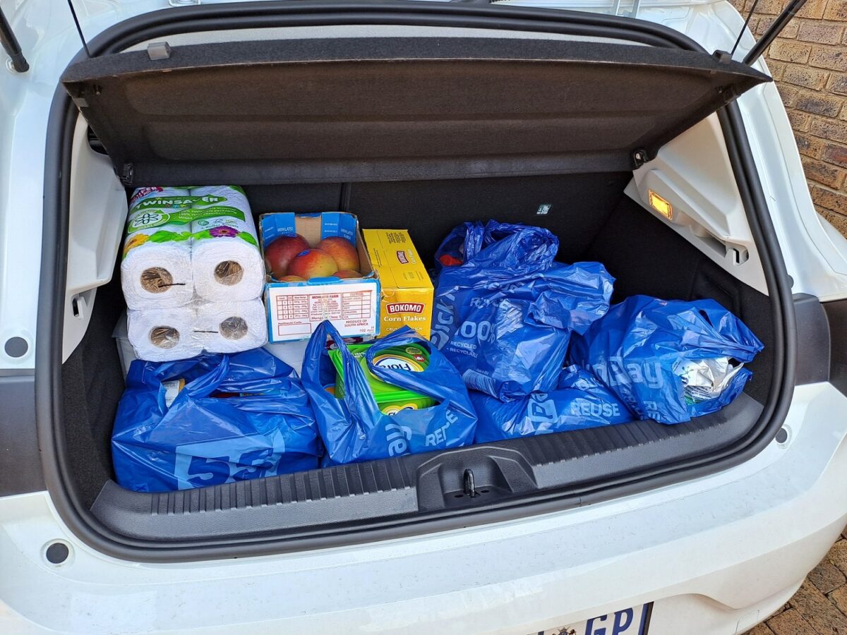 Like Messi's team-mates, Renault Clio shines in the shadows